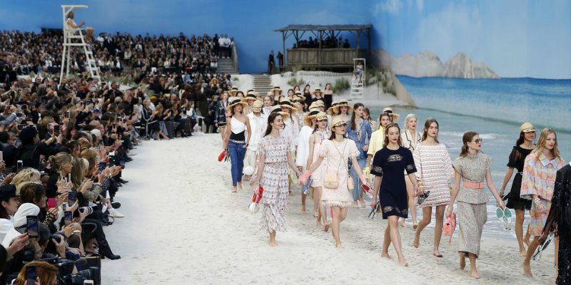 Chanel Spring 2019 Show Transformed the Runway Into The Beach - Covet ...