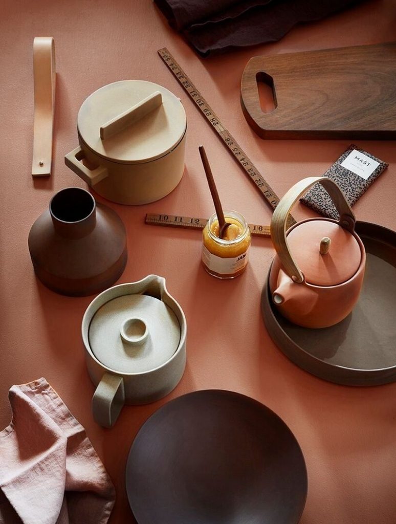 Terracotta seems the perfect choice for your home decor