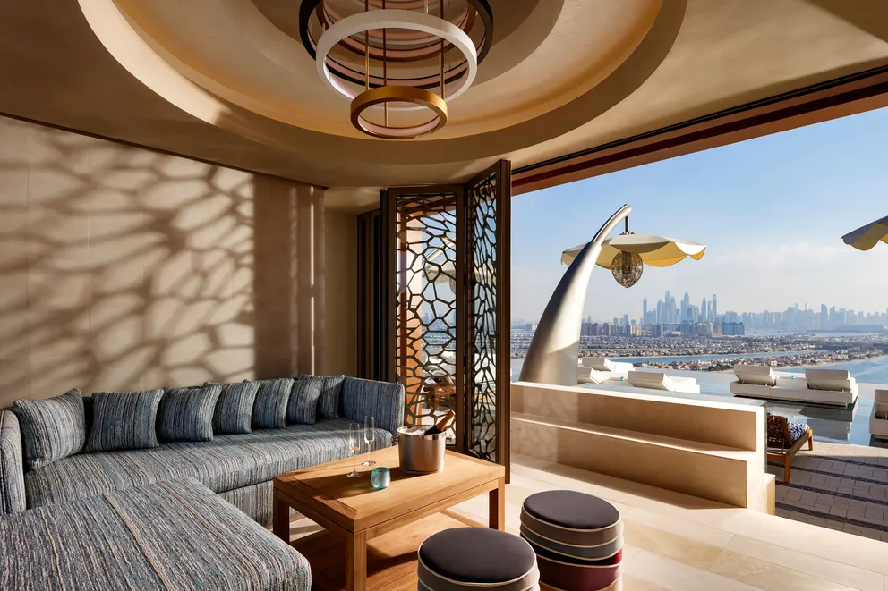 Ultimate Opulence | Exploring 20 Luxury Hotels in the UAE - Covet Edition