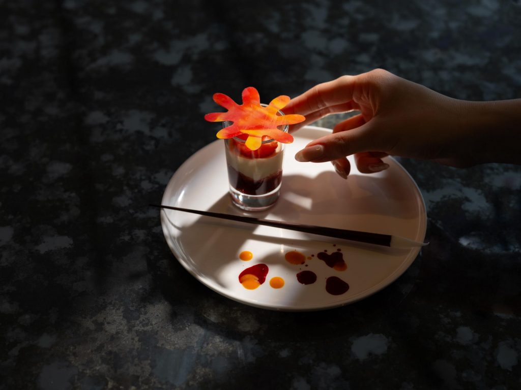 Elevating the Experience | Four Seasons Hong Kong Unveils Luxurious ...